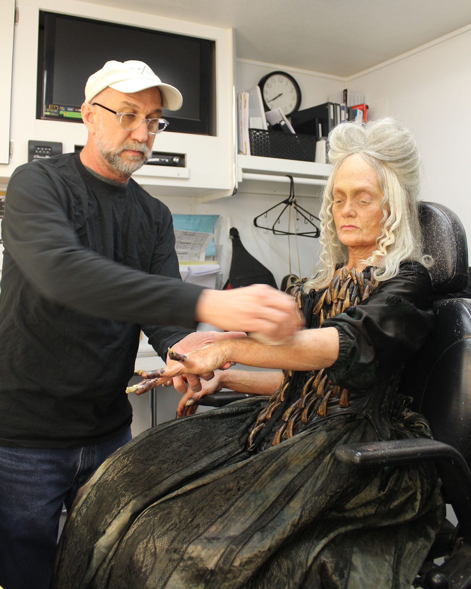 Hollywood’s Go-To Prosthetics Makeup Artist – No Joe Schmo